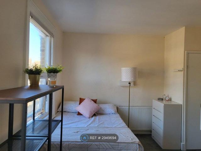 Fairbridge Road, London N19, Studio to rent, £1,435 pcm | PrimeLocation