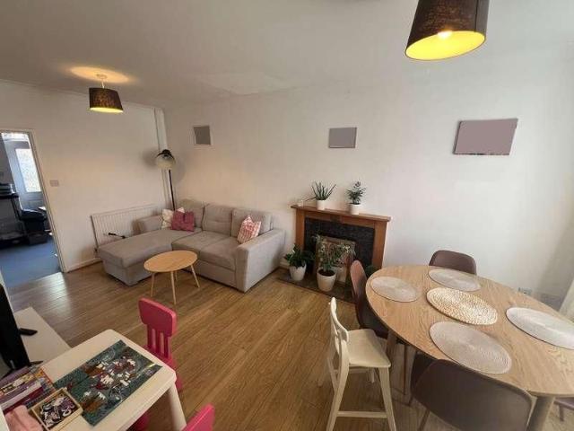 Fairburn Avenue, Crewe, CW2