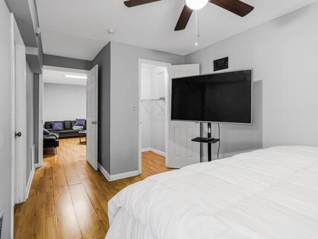 Fairburn Home, a 2 minute walk to transit stop Campbellton Rd SW @ Niskey Lake Rd SW