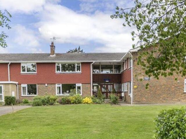 Fairgreen Court, Fairgreen, 2 Bedroom Apartment