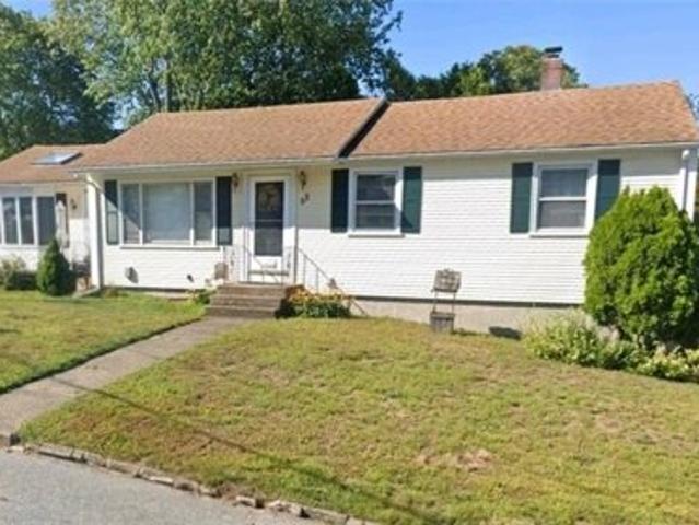 Fairgreen Dr, West Warwick, Home For Sale