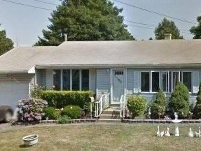 Fairdale Dr, Brentwood, Home For Sale