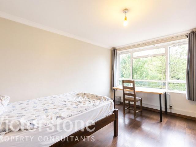 Fairdene Court, Camden Road, Camden, London N7, 2 bed flat to rent, £2,150 pcm | PrimeLocation