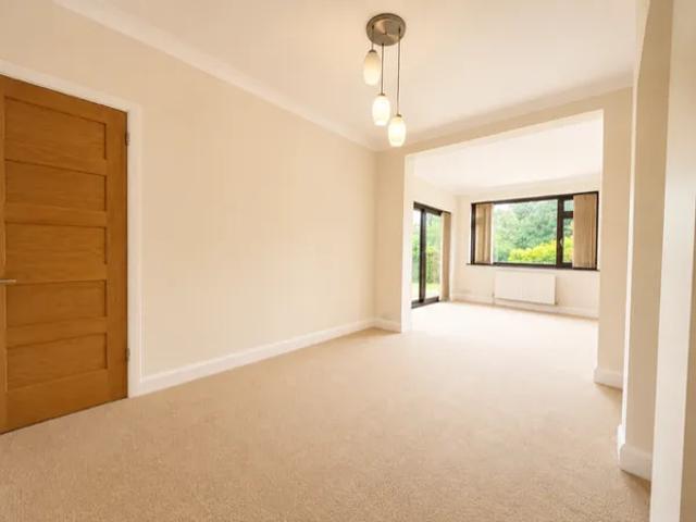 Fairford Close, Shirley CR0, Property for rent