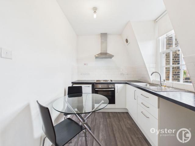Fairfax Mansions, Finchley Road NW3, Studio to rent, £1,250 pcm | PrimeLocation