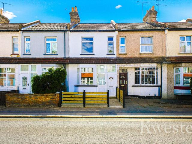 Fairfax Drive, Westcliff On Sea SS0, 3 bed terraced house to rent, £1,800 pcm | PrimeLocation