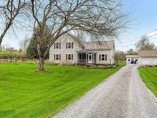 Fairfax Rd, Saint Albans Town, Home For Sale