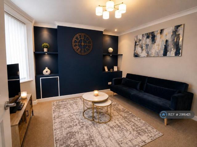 Fairfax Road, Bridgwater, TA6 4 bed terraced house to rent £4,250 pcm £981 pw
