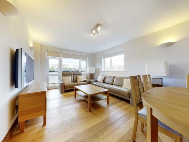 Fairfax Road, London NW6, 3 bed flat to rent, £4,251 pcm | PrimeLocation