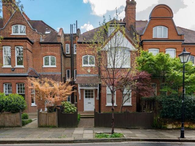 Fairfax Road, London W4 5 bed house to rent £11,000 pcm £2,538 pw