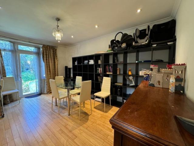 Fairfield Crescent, Edgware, HA8