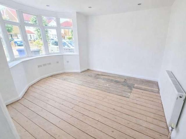 Fairfield Crescent, Edgware, Middlesex, HA8