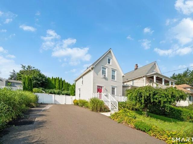Fairfield Ave, Shelton, Home For Sale
