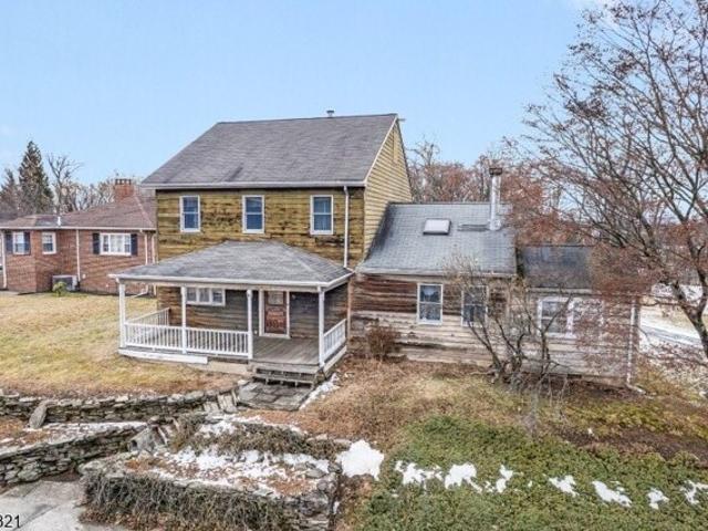 Fairfield Ave, West Caldwell, Home For Sale