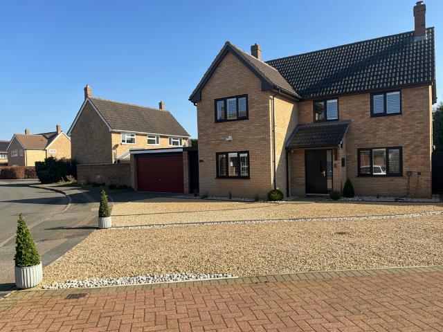 Fairfield, Gamlingay, Sandy, SG19 4 bed detached house to rent £2,100 pcm £485 pw