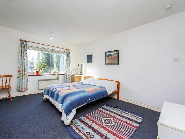 Fairfield Gardens, Crouch End, London N8, 3 bed flat to rent, £2,700 pcm | PrimeLocation