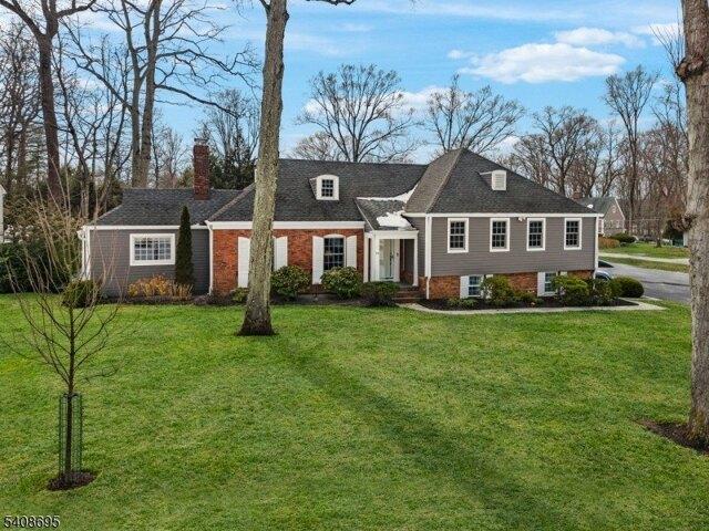 Fairfield Dr E, Morris Twp, Home For Sale