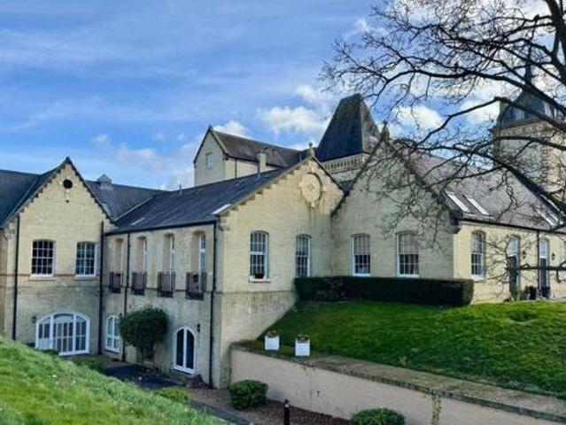 Fairfield Hall, Bedford Wing, Fairfield, 2 Bedroom Apartment