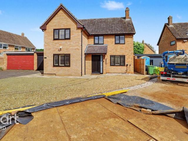 Fairfield, Sandy 4 bed detached house to rent £2,100 pcm £485 pw