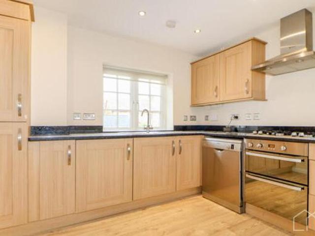 Fairfield Park, Burton Close, Stotfold, 2 Bedroom Maisonette