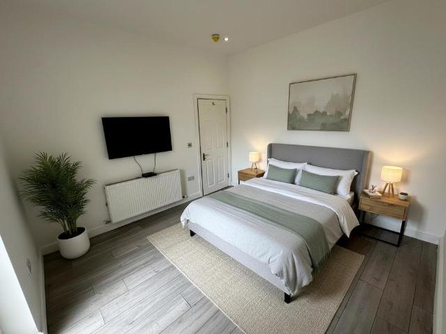 Fairfield Road, Upper Edmonton. 1 bed private hall to rent £1,050 pcm £242 pw