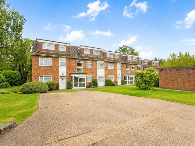 Fairfield Road, Uxbridge UB8, 2 bed flat to rent, £1,750 pcm | PrimeLocation