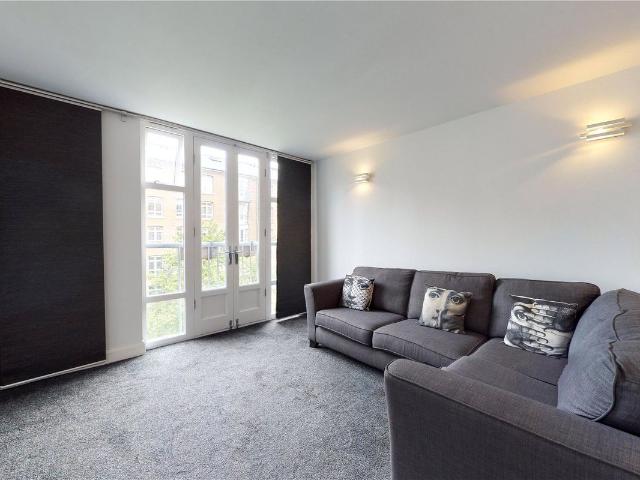 Fairfield Road, Bow, London E3, 1 bed flat to rent, £1,800 pcm | PrimeLocation