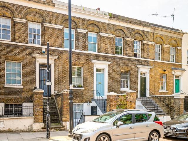 Fairfield Road, E3 1 bed flat to rent £2,100 pcm £485 pw