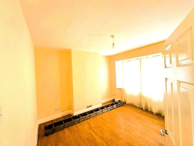 Fairfield Road, Ilford IG1, 3 bed terraced house to rent, £2,200 pcm | PrimeLocation