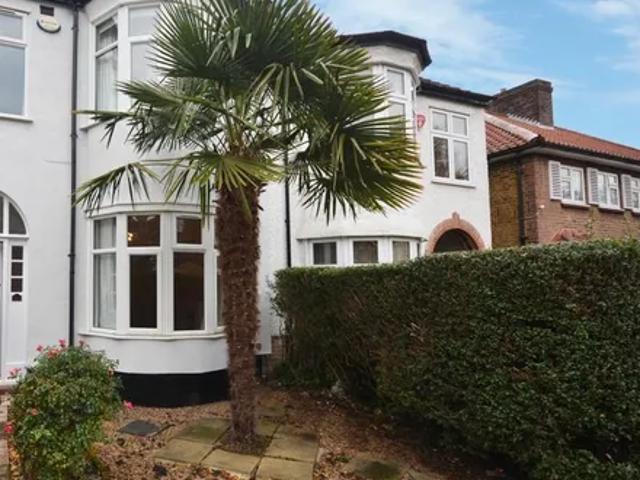 Fairfield Road, London, BR1 3QW, United Kingdom | 4 bed townhouse for rent #166855937 | Rentberry