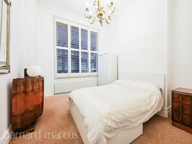 Fairholme Road