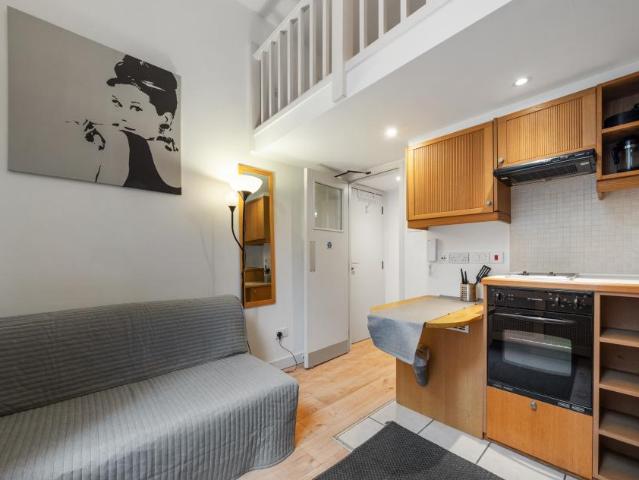 Fairholme Road, West Kensington, London W14, Studio to rent, £1,820 pcm | PrimeLocation