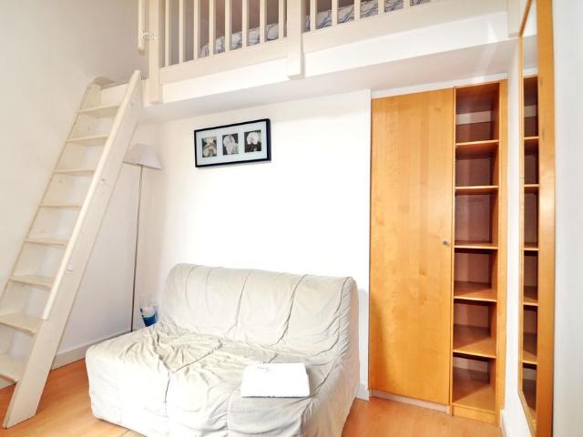 Fairholme Road, West Kensington. Studio to rent £1,950 pcm £450 pw