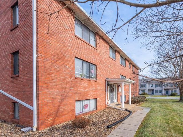 Fairhaven Garden and Hampshire Garden 1 Bedroom Apartment for Rent at 200 Fairhaven Dr, New Kensington, PA 15068