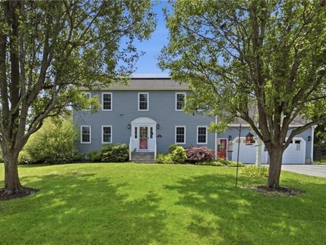 Fairhaven Rd, Cumberland, Home For Sale