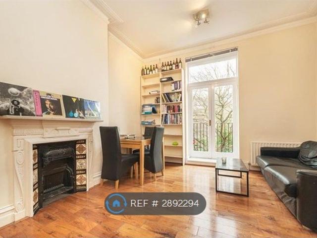 Fairhazel Gardens, London NW6, 2 bed flat to rent, £2,590 pcm | PrimeLocation
