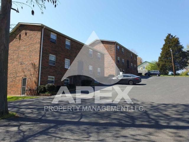 Fairhill Apartments 1 Bedroom Apartment for Rent at 301 Dahlia Dr, Knoxville, TN 37918