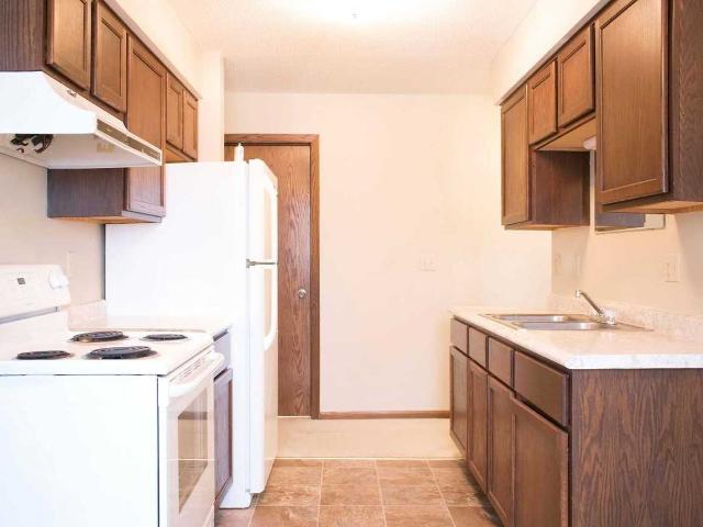 Fairhill Apartments 2 Bedroom Apartment for Rent at 140 W 3rd St, Waconia, MN 55387