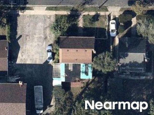 Fairlawn Ave