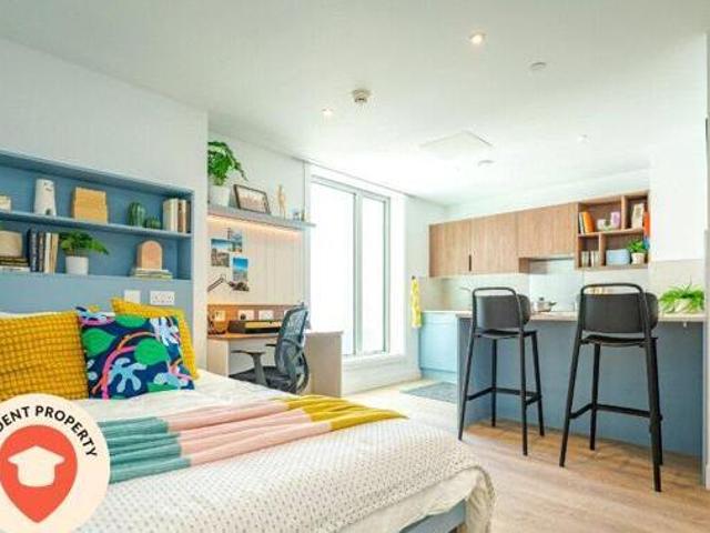 Fairlawn Avenue, Gold Studio The Propeller Quarter, Patchway, 1 Bedroom Property