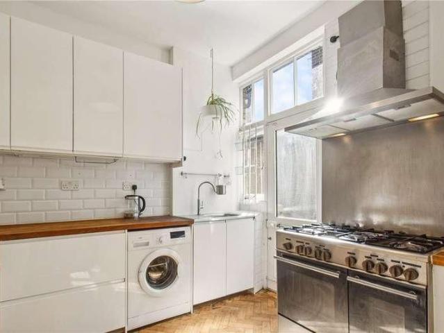 Fairlawn Mansions, New Cross Road, London, SE14