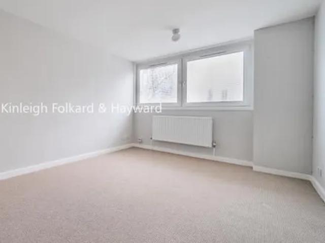 Fairland House, Masons Hill, Chatterton Village, London, BR2 9JJ, United Kingdom | 2 bed apartment for rent #140659043 | Rentberry