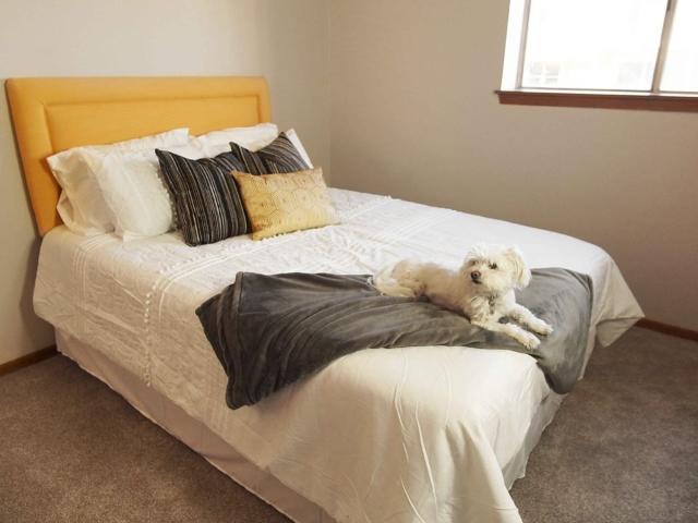 Fairlane at Aksarben 2 Bedroom Apartment for Rent at 3115 S 69th Ave Apt 1, Omaha, NE 68106