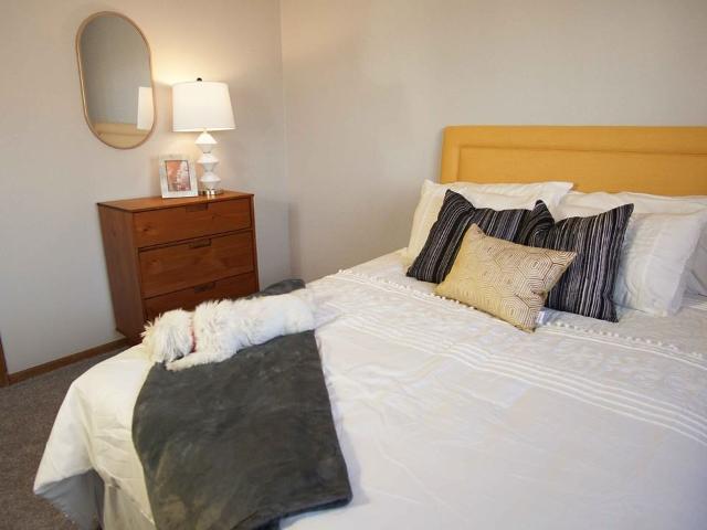 Fairlane at Aksarben 2 Bedroom Apartment for Rent at 3115 S 69th Ave Apt 1, Omaha, NE 68106