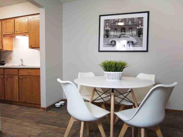 Fairlane at Aksarben 2 Bedroom Apartment for Rent at 3115 S 69th Ave Apt 1, Omaha, NE 68106