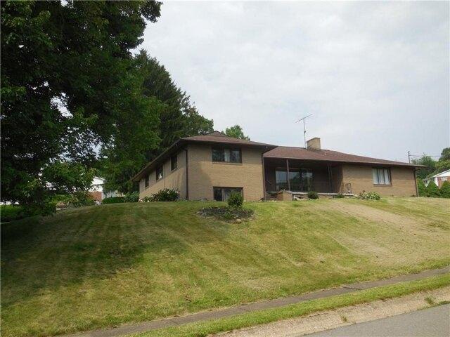 Fairlane Dr, Aliquippa, Home For Sale