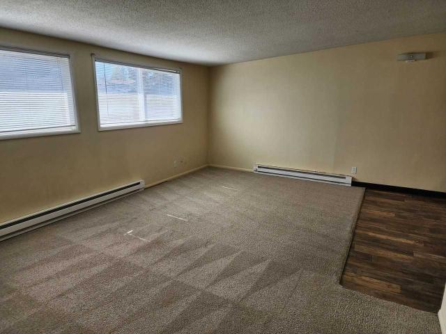 Fairmount Apartments 1 Bedroom Apartment for Rent at 1161 Fir St S, Salem, OR 97302 South Central