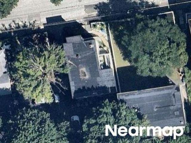 Fairmount St