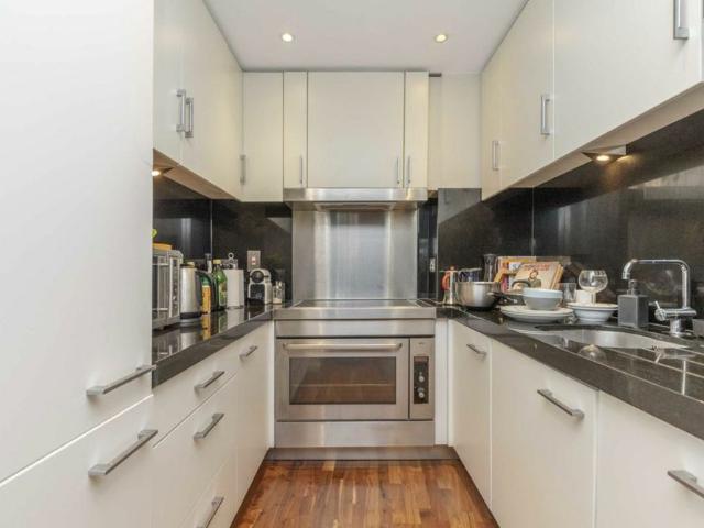 Fairmont Avenue, E14, London