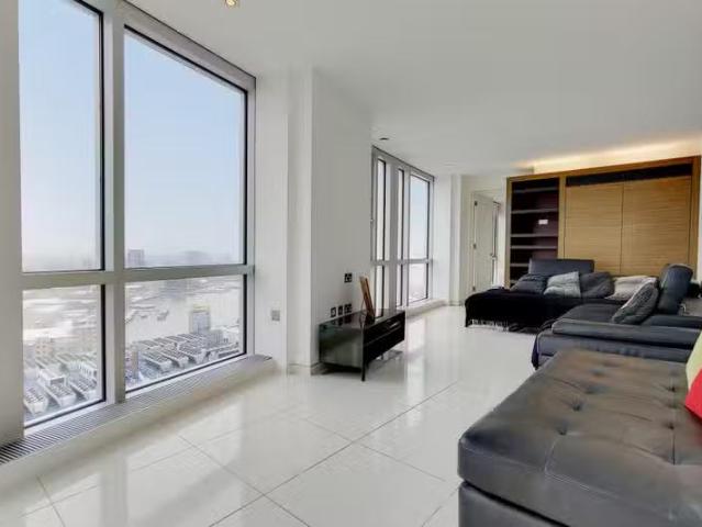 Fairmont Avenue, London, E14 9JD